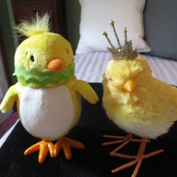 Hallmark | Accents | Lot Of 2 Jelly Bean Pooping Hallmark Chick Chick ...